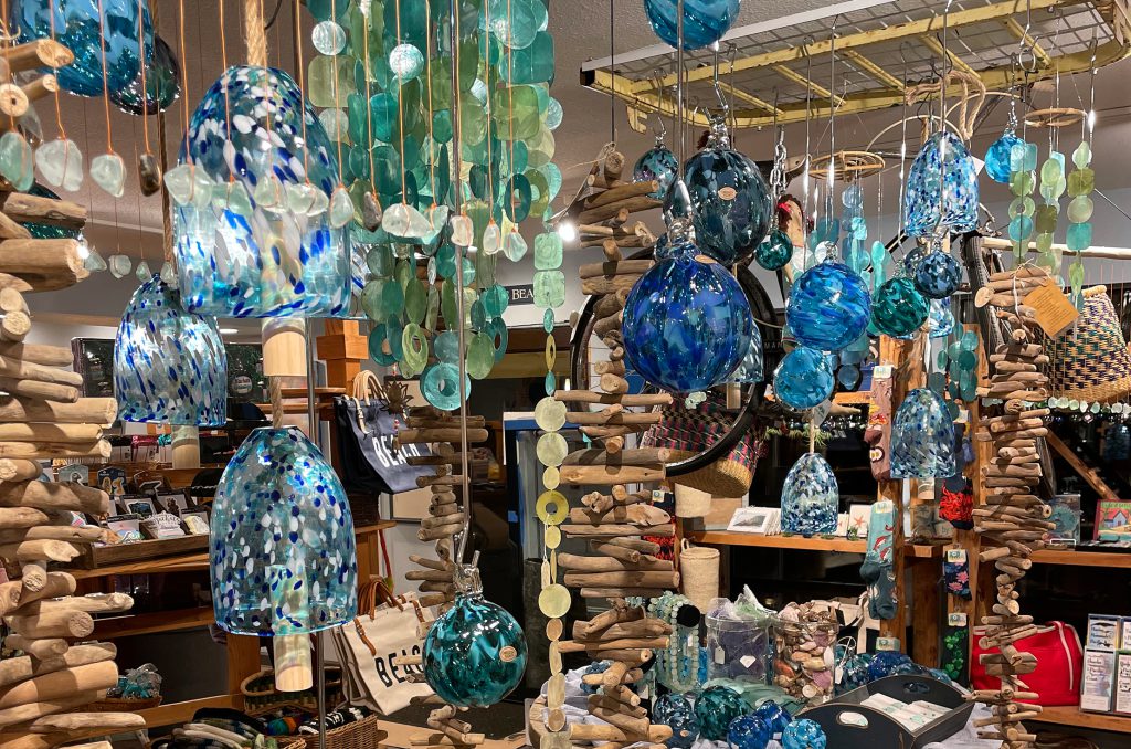 Bob Meyer Glass Art | Overleaf Lodge & Spa, Yachats, Oregon